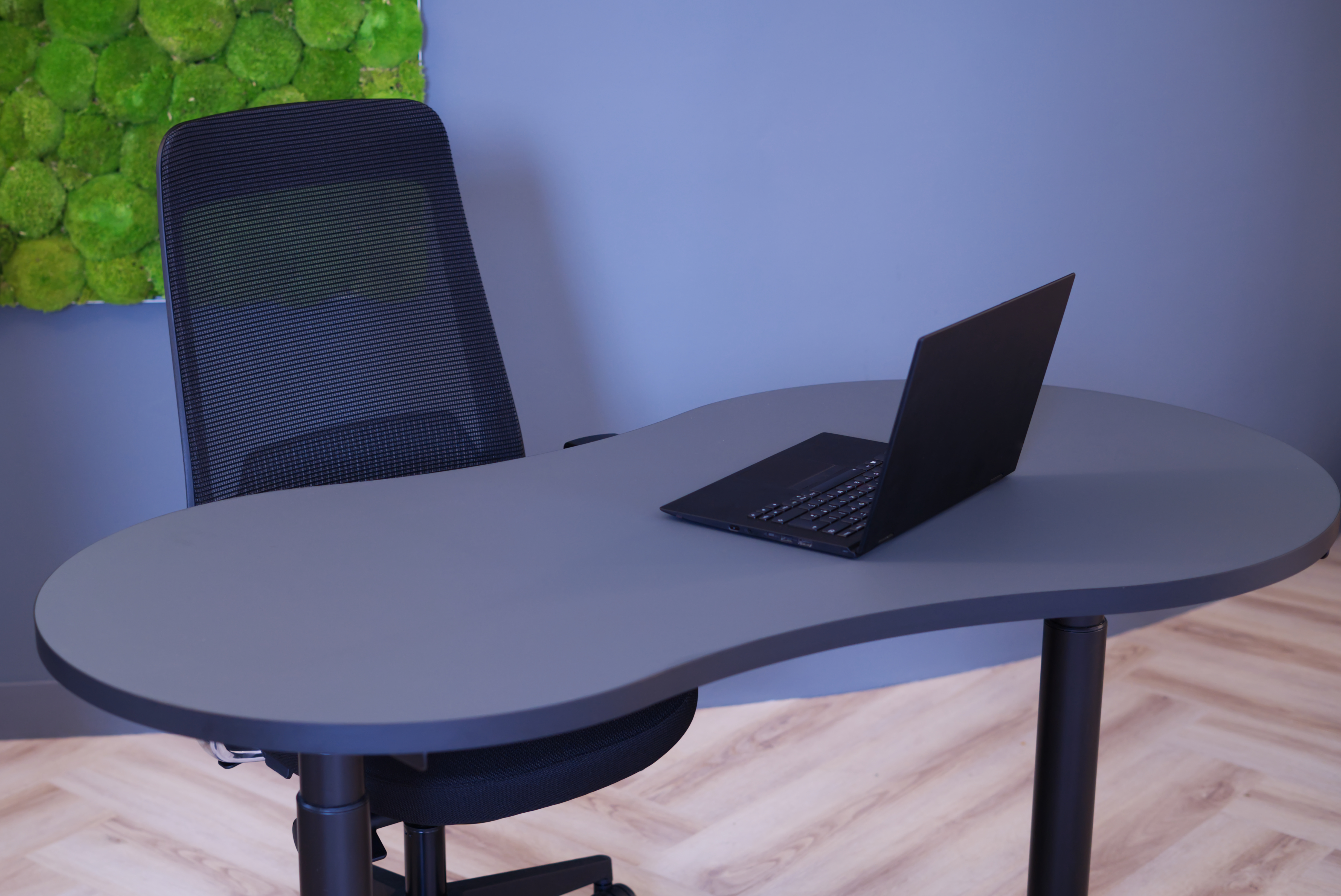 Mishell: The Universal Seating Solution for Contemporary Int