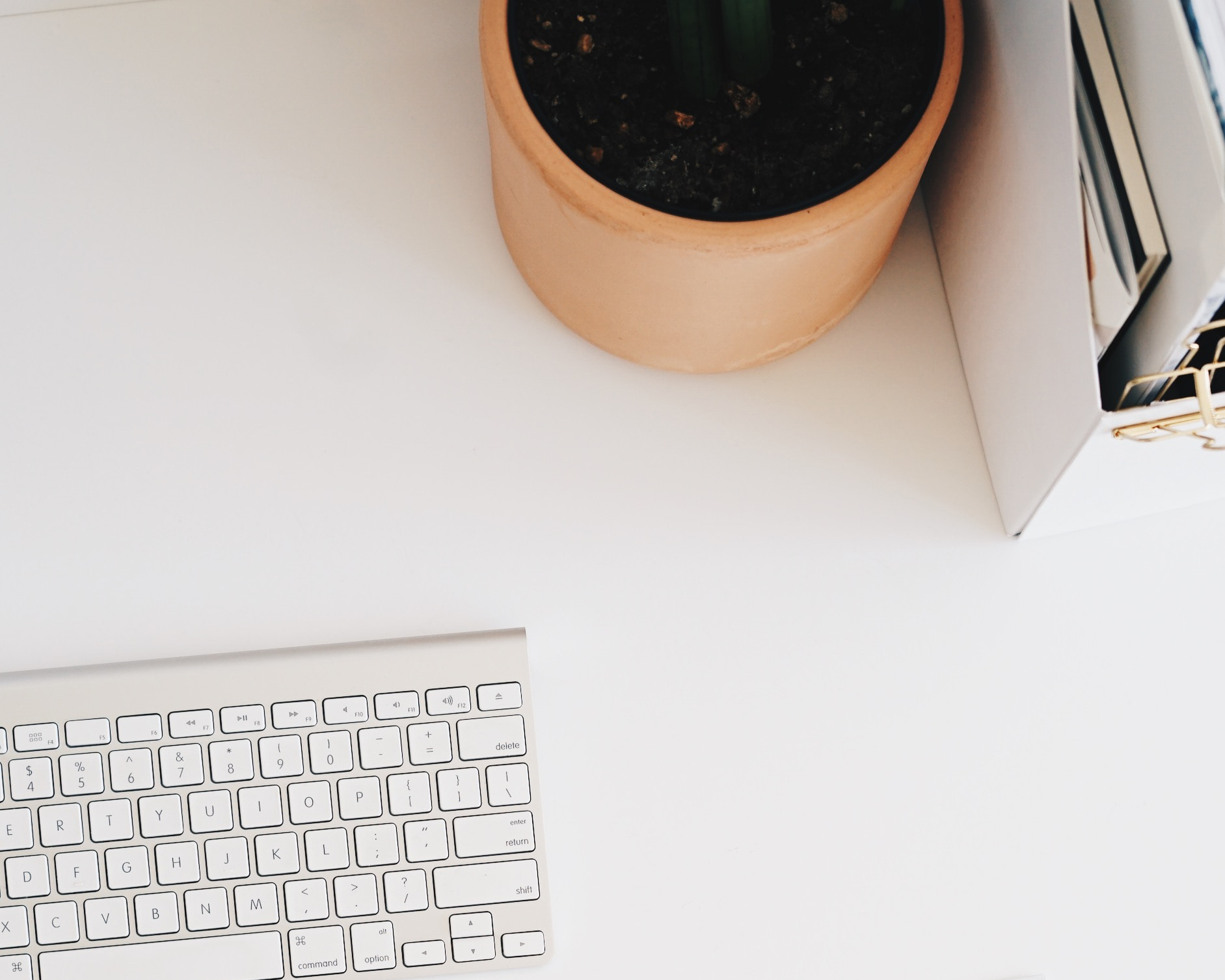 Less is More: Unlocking the Power of Minimalism in Offices